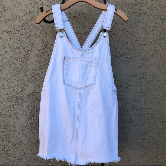 Zara | Dresses | Zara Trafaluc White Denim Overall Mini Dress With Raw ...